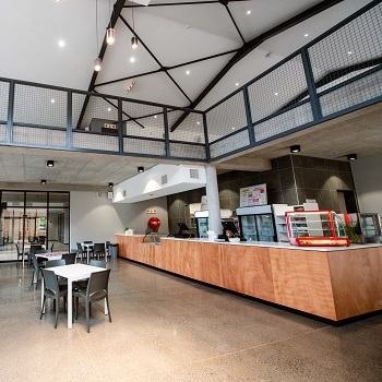 Education | The IIE's Varsity College